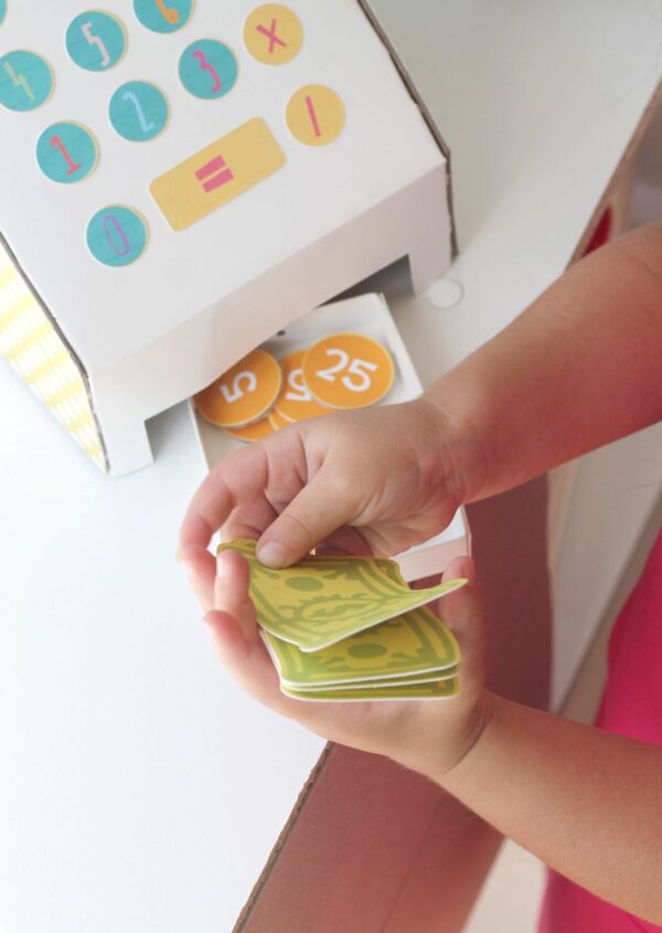 Kid's Pretend Play Market - Damask Love