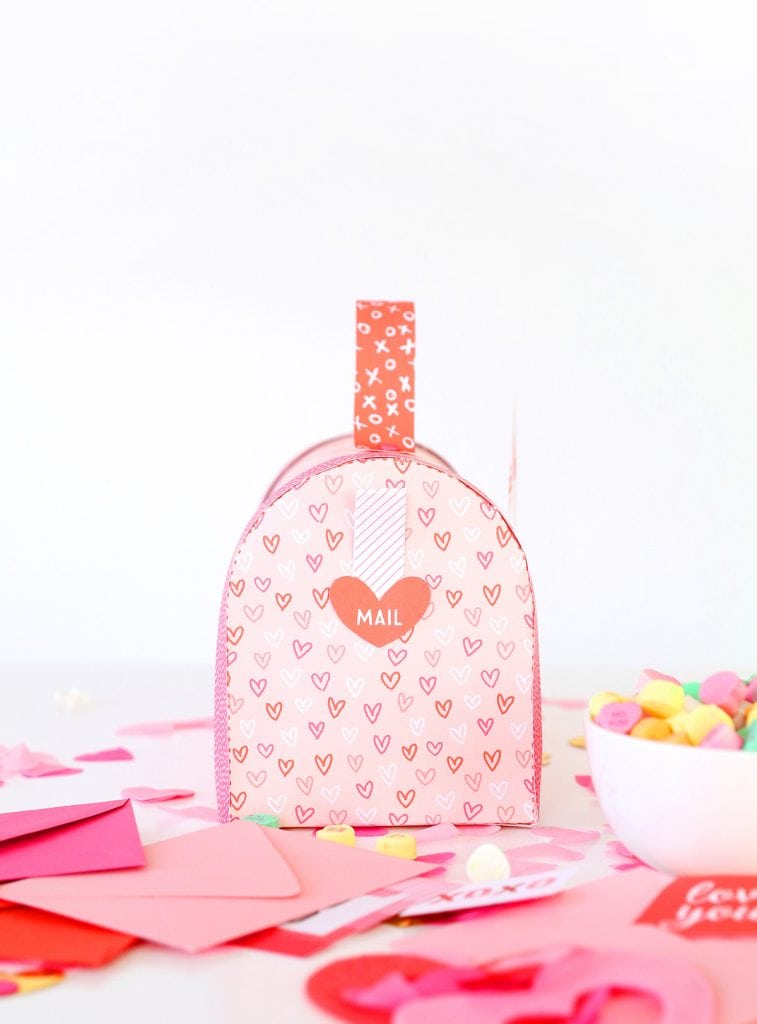 Printable Valentine's Day Mailbox - Damask Love