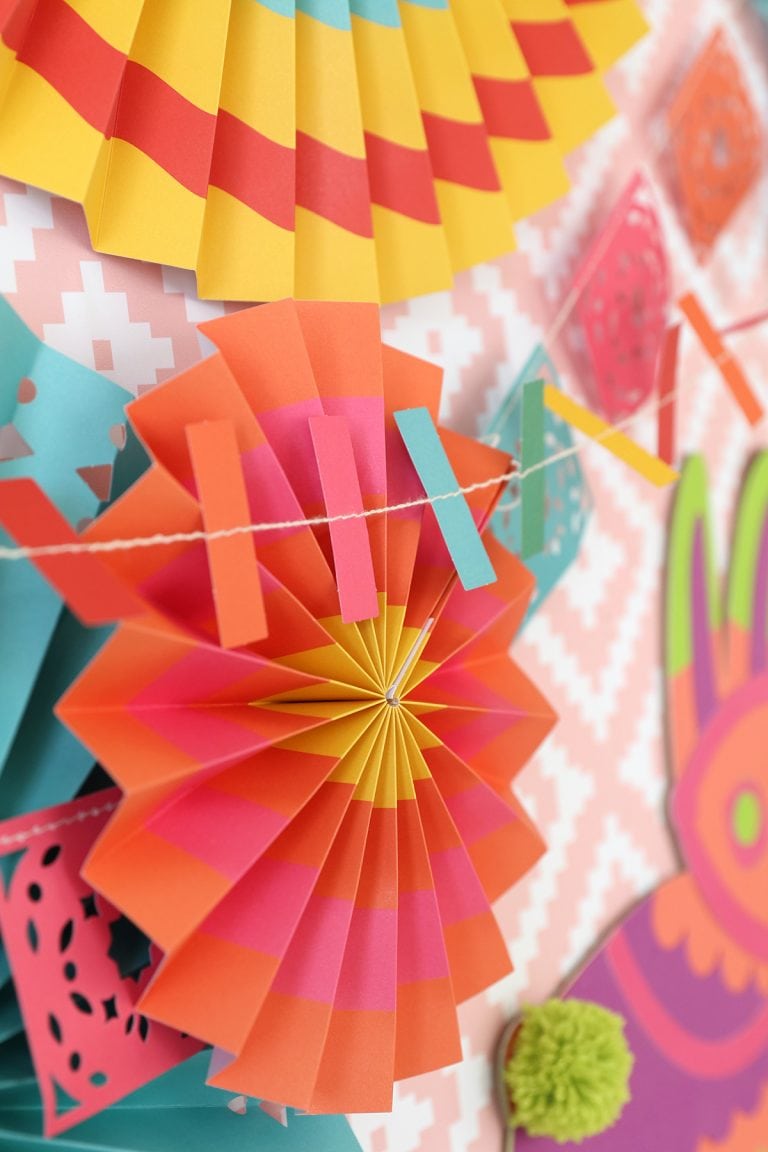 DIY Pin the Tail on the Pinata - Damask Love