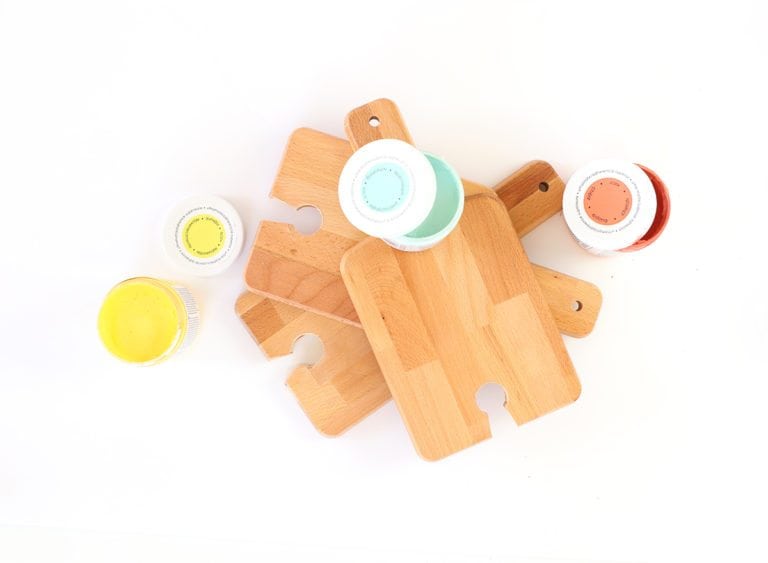 DIY Cutting Board Cocktail Plates - Damask Love