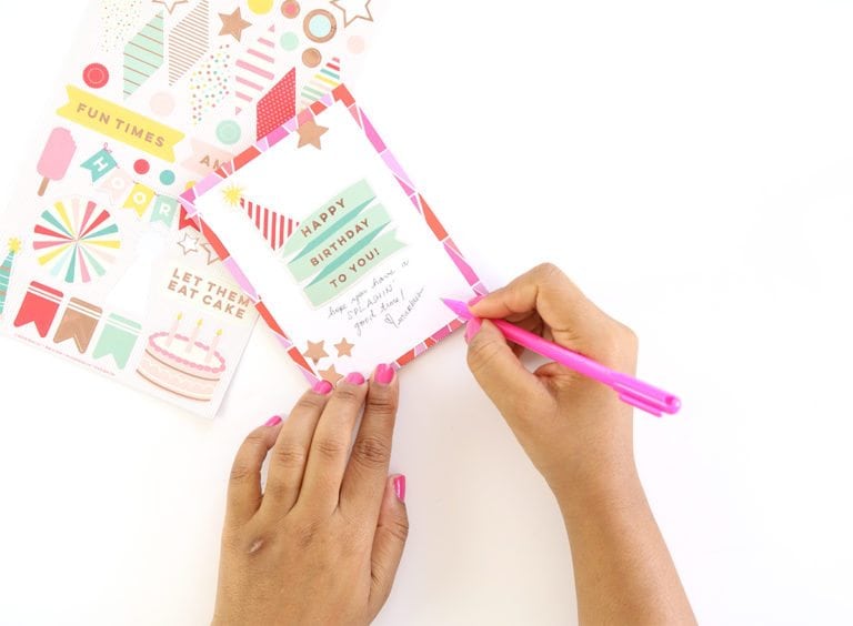DIY Paper Easel Frames - Damask Love