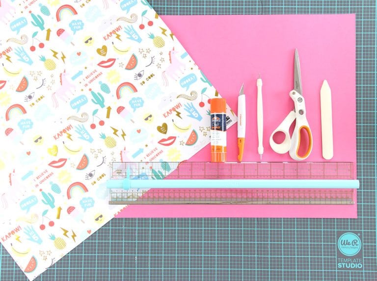 How to Make A Pocket Folder - Damask Love