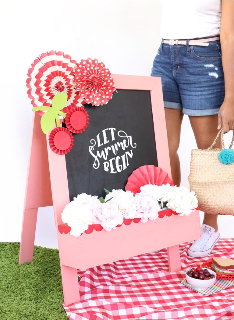 How to Make a Sandwich Board - Damask Love