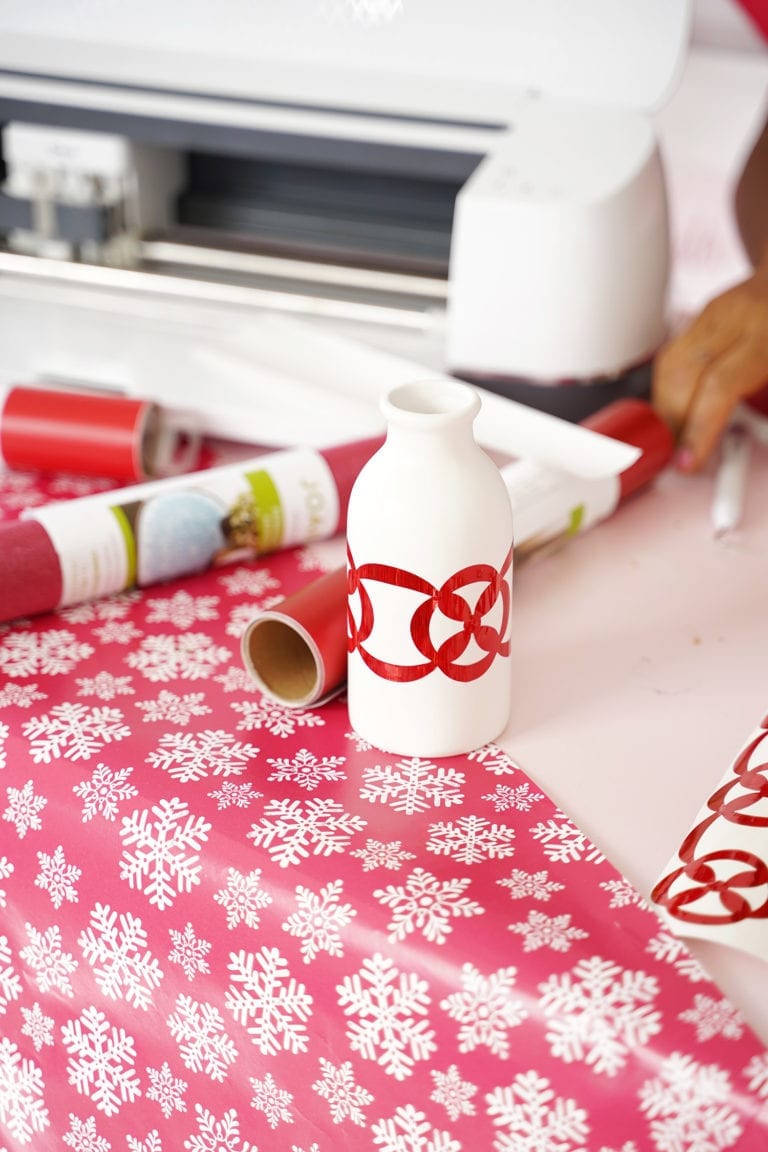 How to Use Vinyl for Crafting - Damask Love