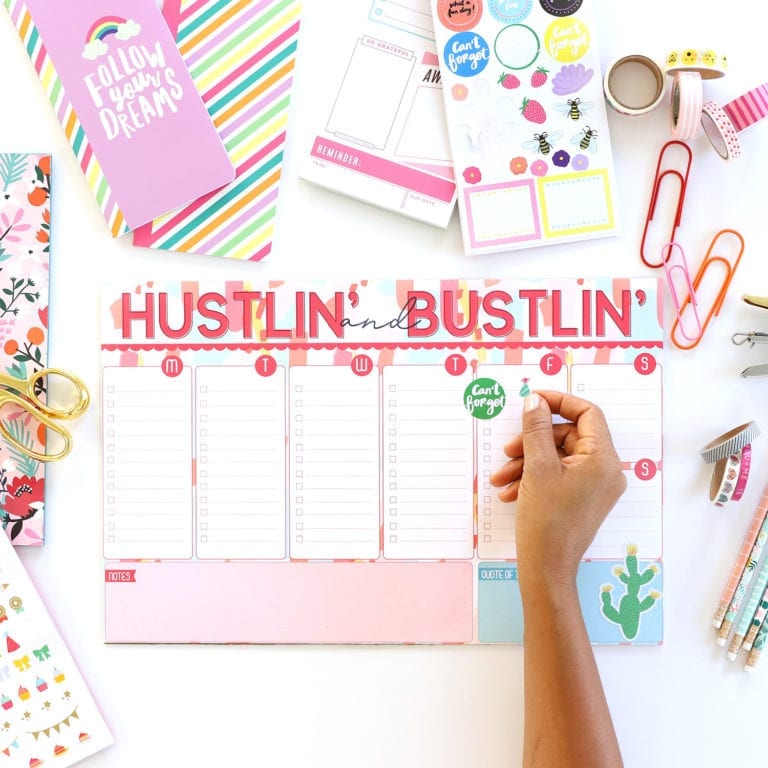Printable Desk Pad To-Do List - Damask Love