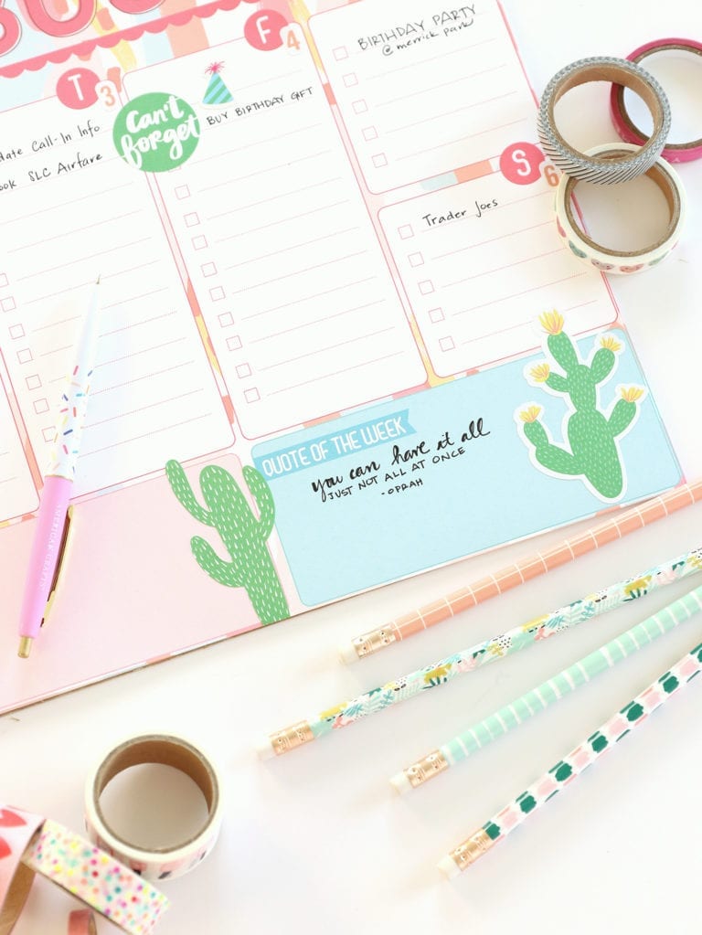 Printable Desk Pad To-Do List - Damask Love