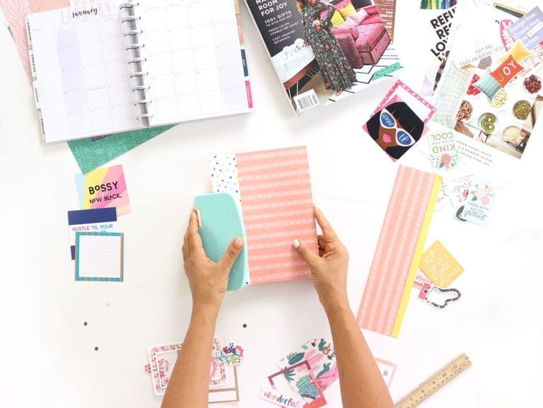 How to Make a Planner Vision Board - Damask Love