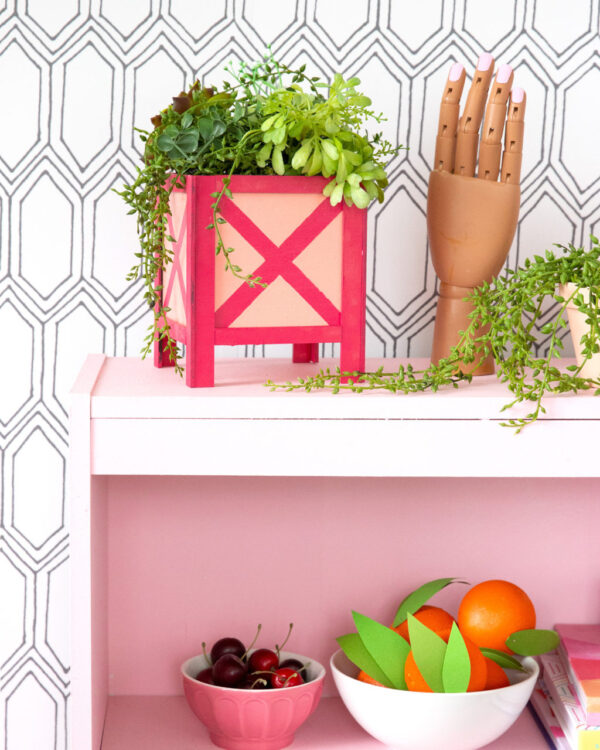 Make A Mini Planter with DecoArt - Damask Love