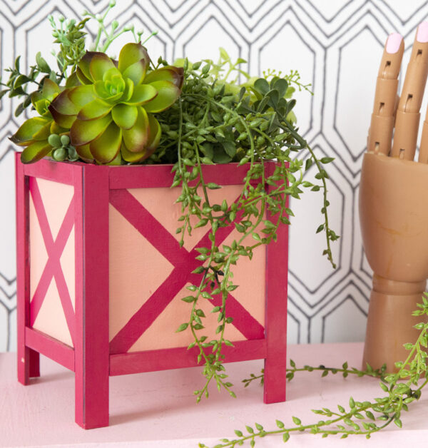 Make A Mini Planter with DecoArt - Damask Love