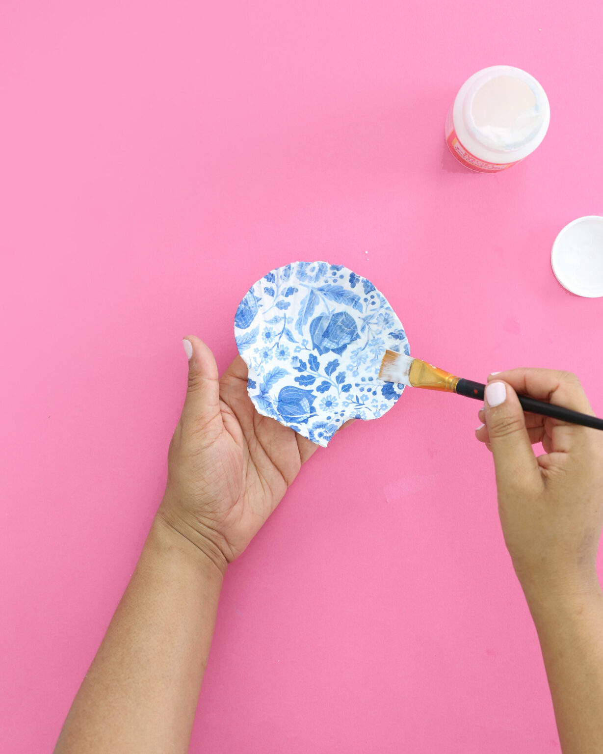 DIY Shell Trinket Dish - Damask Love